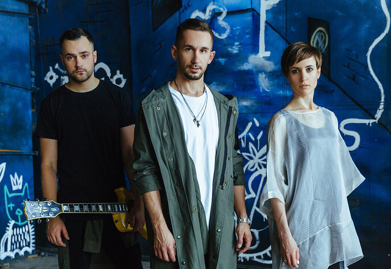 Группа Pizza выступит 23 августа с живым концертом на «Кинопаркинге» в ...